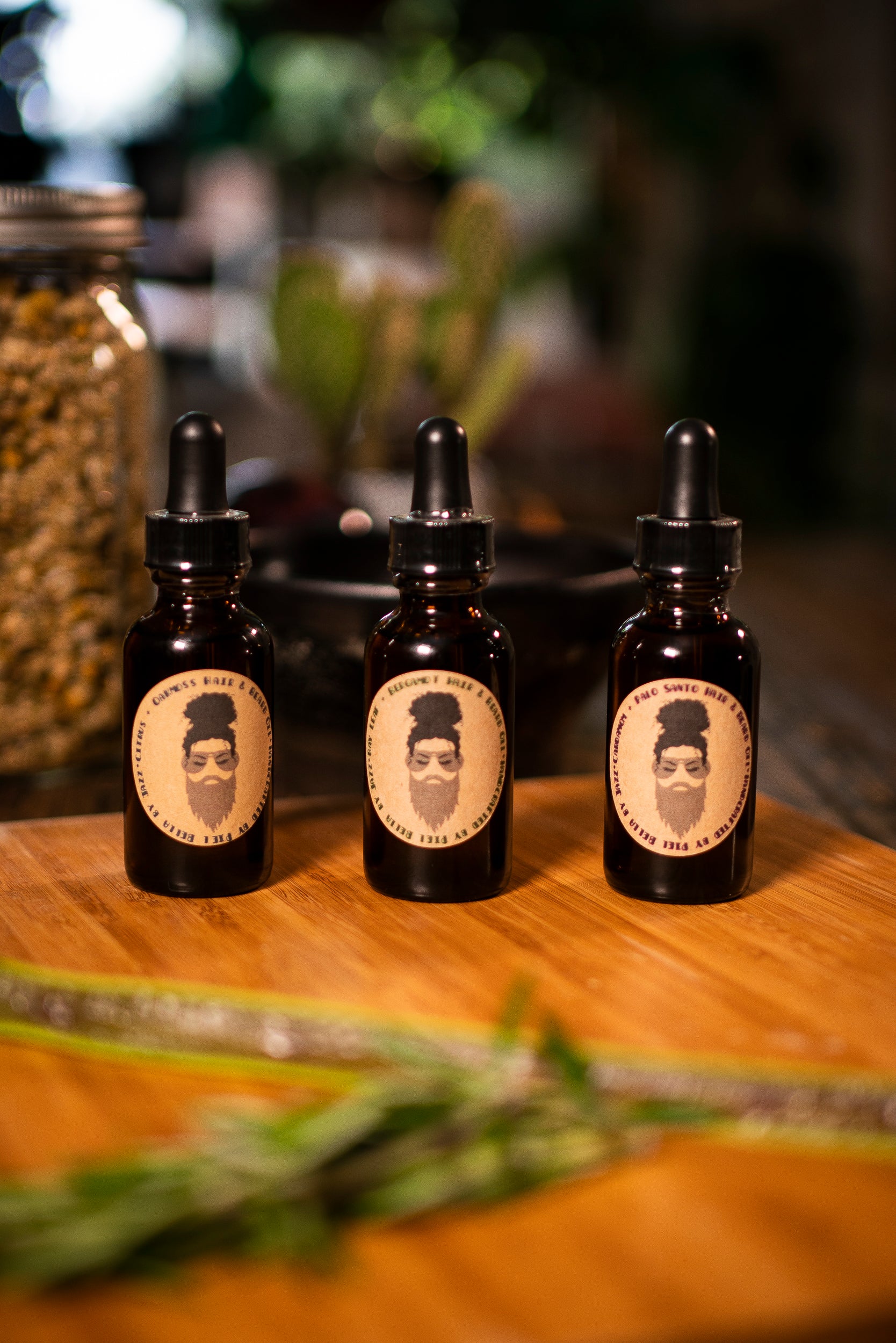 Cedarwood + Musk Beard & Hair Oil – Piel Bella by Jazz